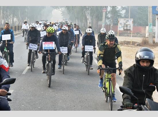 BSF Cycle Rally with 60 cyclists covers 491 km to combat drug abuse in ...