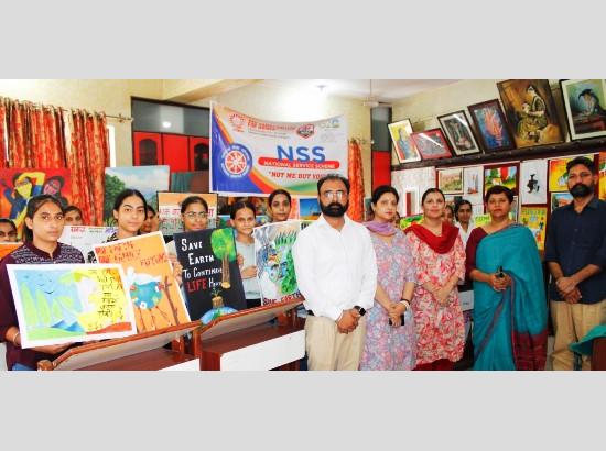 DSCW hosts Poster-Making Competition on cleanliness awareness ...